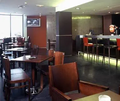 Pogoda Azory - kiedy jechać? Temperatura i klimat Fly.pl